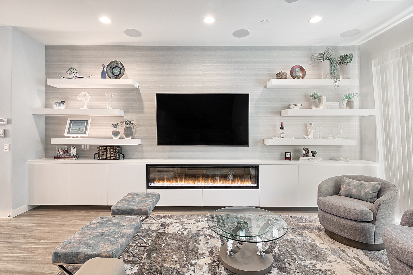 Installation | Vinyl Silk and Abaca