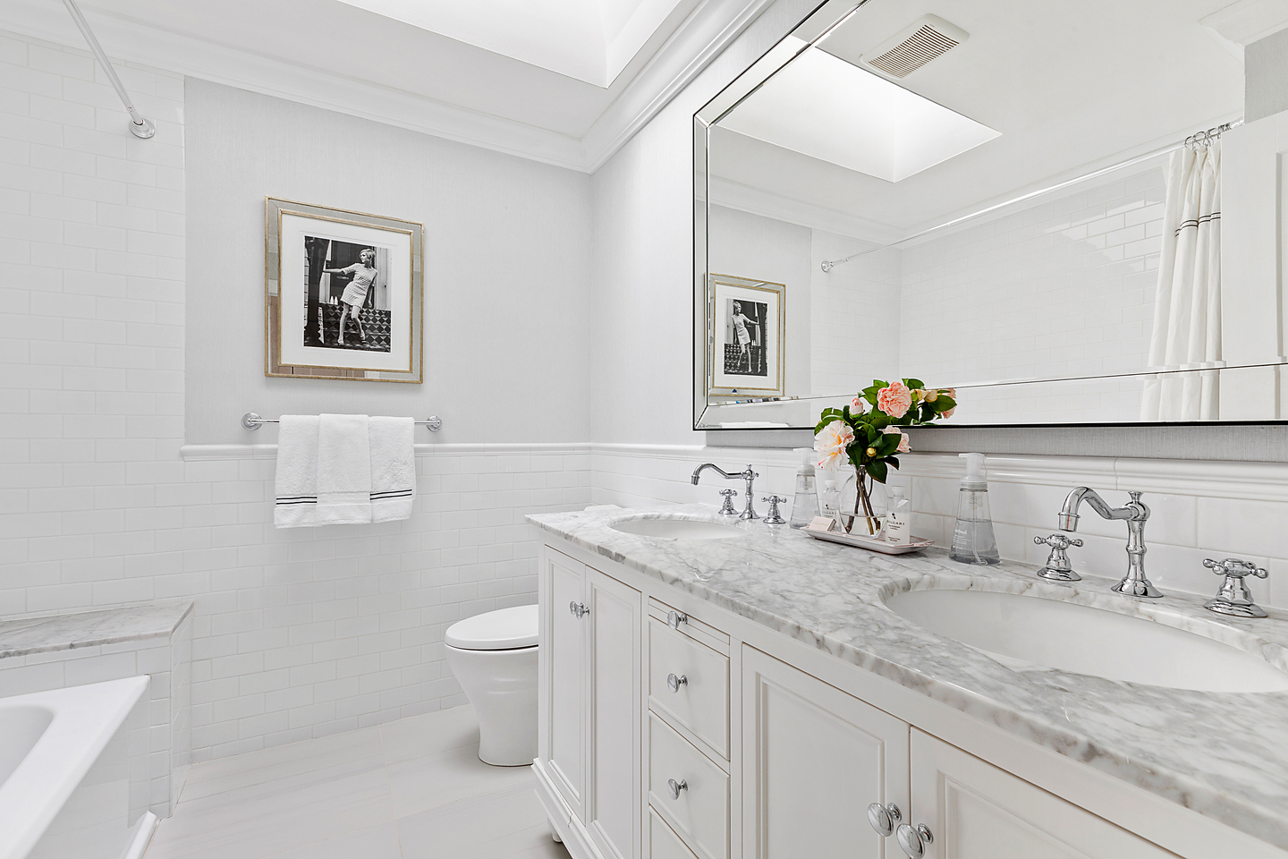 Designer | Vinyl Iberian Linen