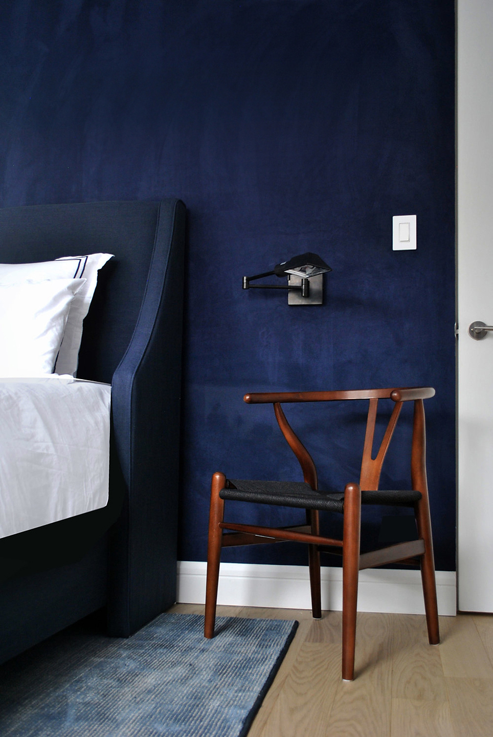 Installation | Suede Lounge