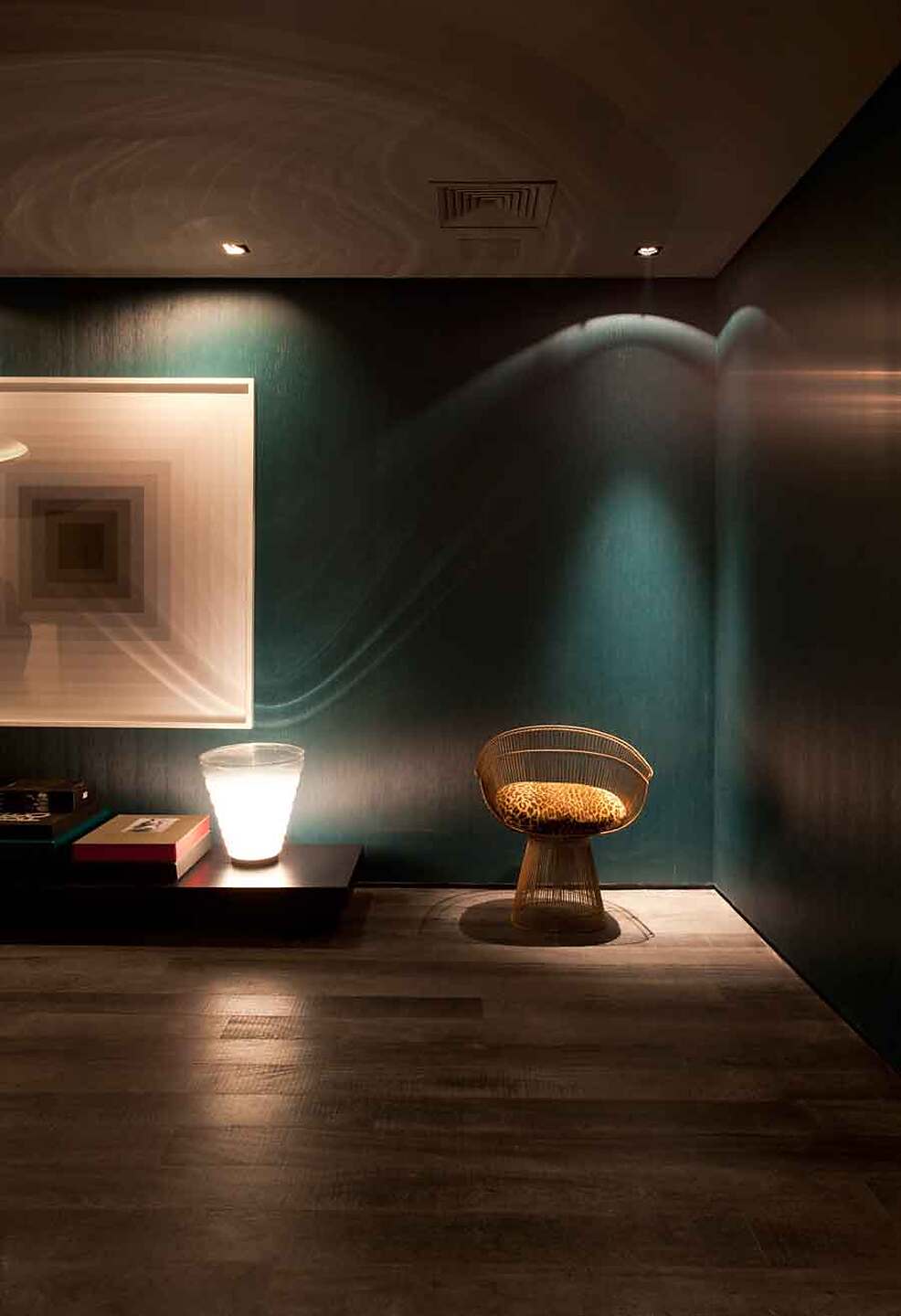 Installation | Vinyl Silky Strings